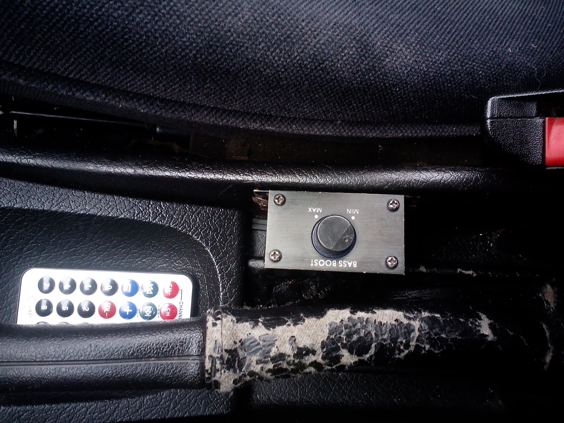 Купил сабвуфер и supra srd-t30a установил но есть вопрос? — Opel Vectra B, 2 л, 1996 года ...