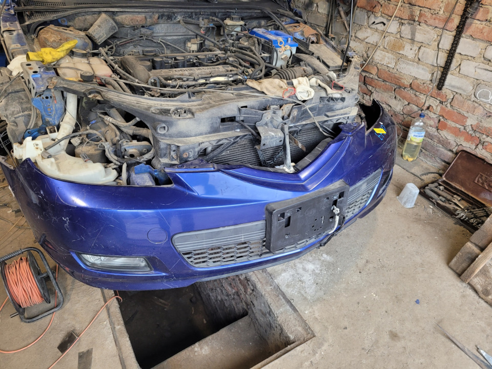 Крепление бампера 3 бк — Mazda 3 (1G) BK, 2 л, 2005 года | кузовной ...