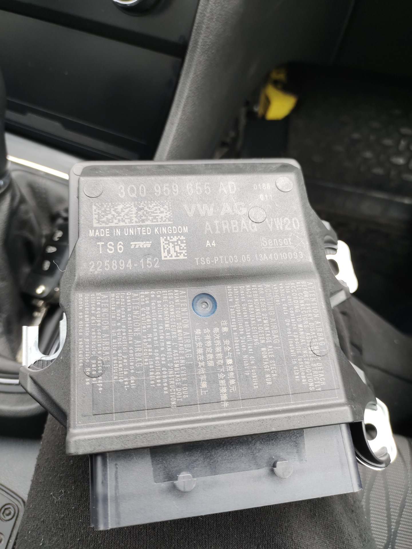 Ошибка подушек безопасности — SEAT Leon (Mk III), 1,2 л, 2013 года ...