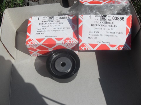 5636425 Ролик возвратный ремня ГРМ / Daewoo, Chevrolet 1.8/2.0/2.2 89 ...