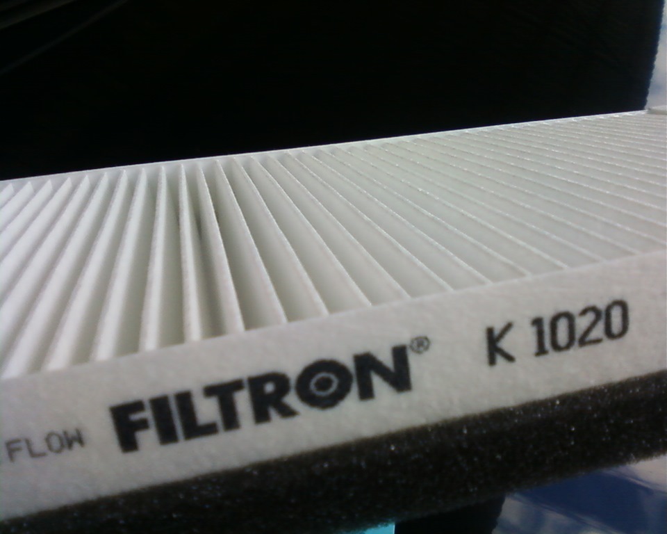 Салонный фильтр — Peugeot 406, 1,8 л, 2002 года | расходники | DRIVE2