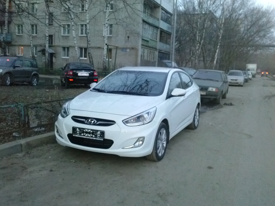 Hyundai Solaris White Edition. Эпилог. — Hyundai Solaris (1G), 1,6 л, 2013 года | продажа машины ...