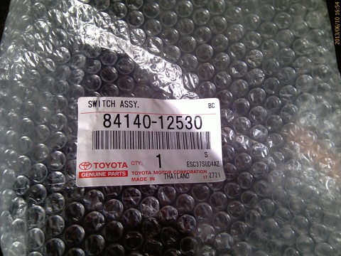 8414012530 Переключатель подрулевой TOYOTA SPACIO, RAUM, WISH, RAV4 03 ...