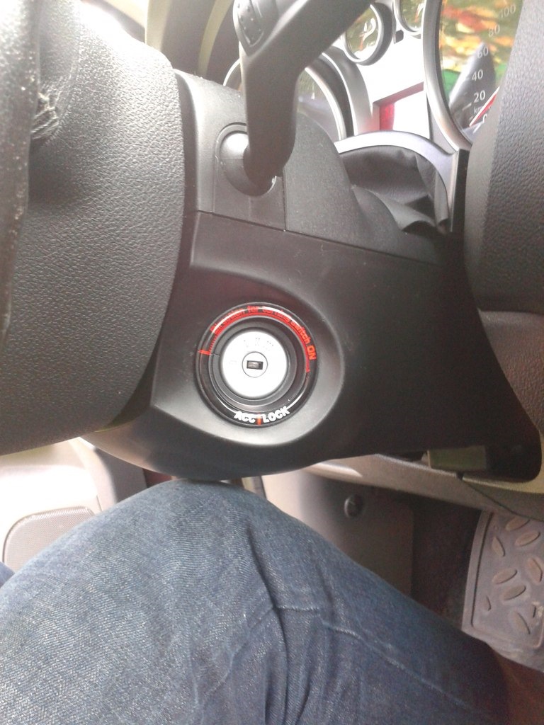 Кольцо на замок зажигания — Ford Focus Sedan II, 1,8 л, 2008 года ...
