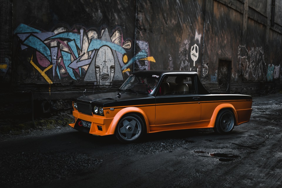 UTE в руинах. Фотосет. часть II — Lada 2105, 1,5 л, 1987 года ...