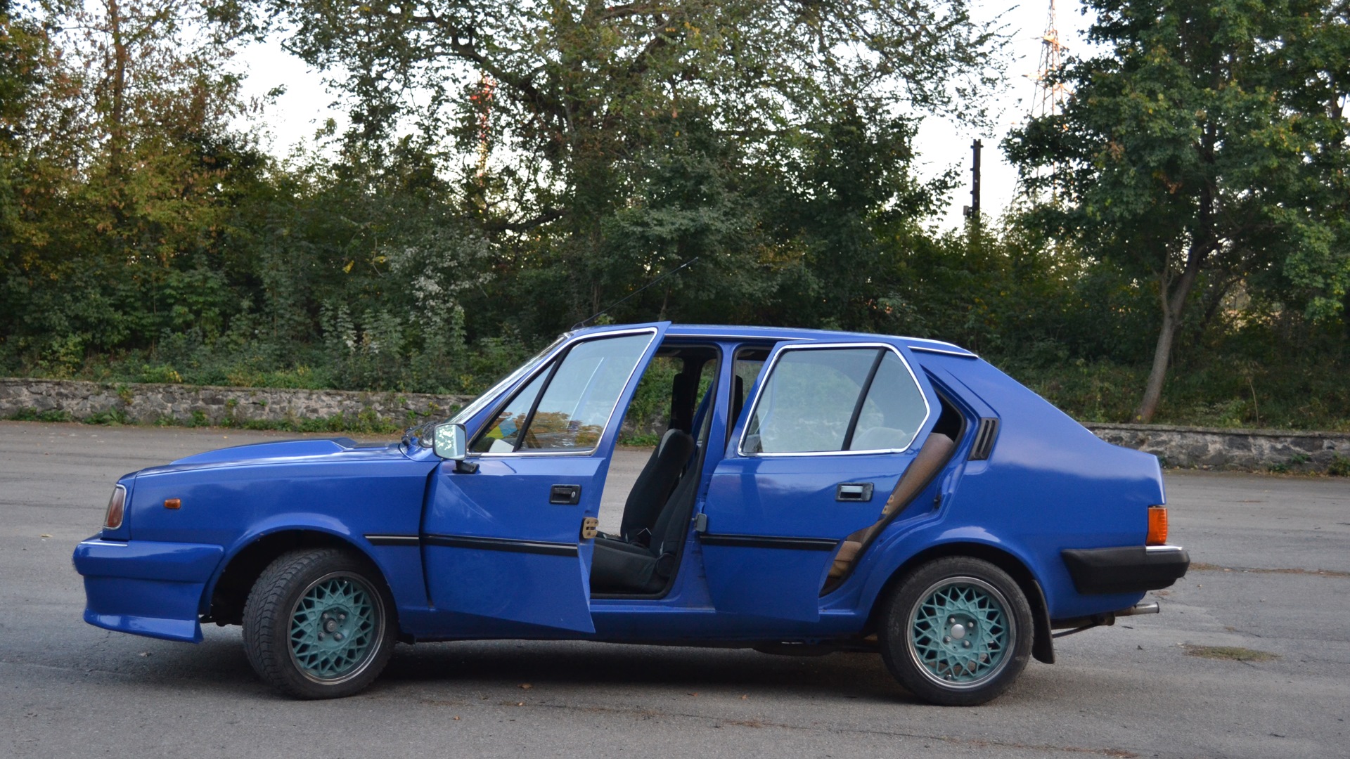 Volvo 340 2.0 бензиновый 1980 | GLS BatMobile на DRIVE2