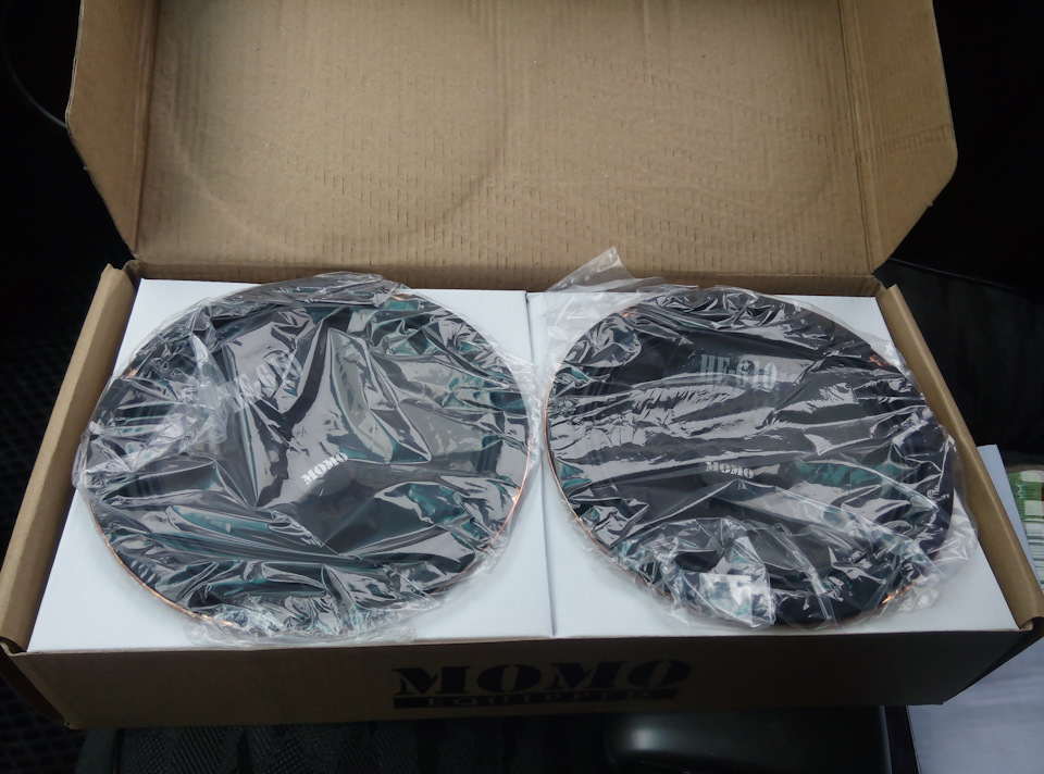 Momo he-610 — Lada 2115, 1,5 л, 2000 года | автозвук | DRIVE2