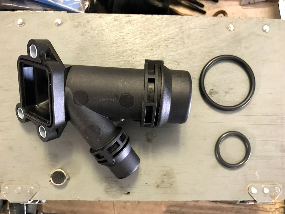 Замена свечей предпускового подогрева и соединительного патрубка ...