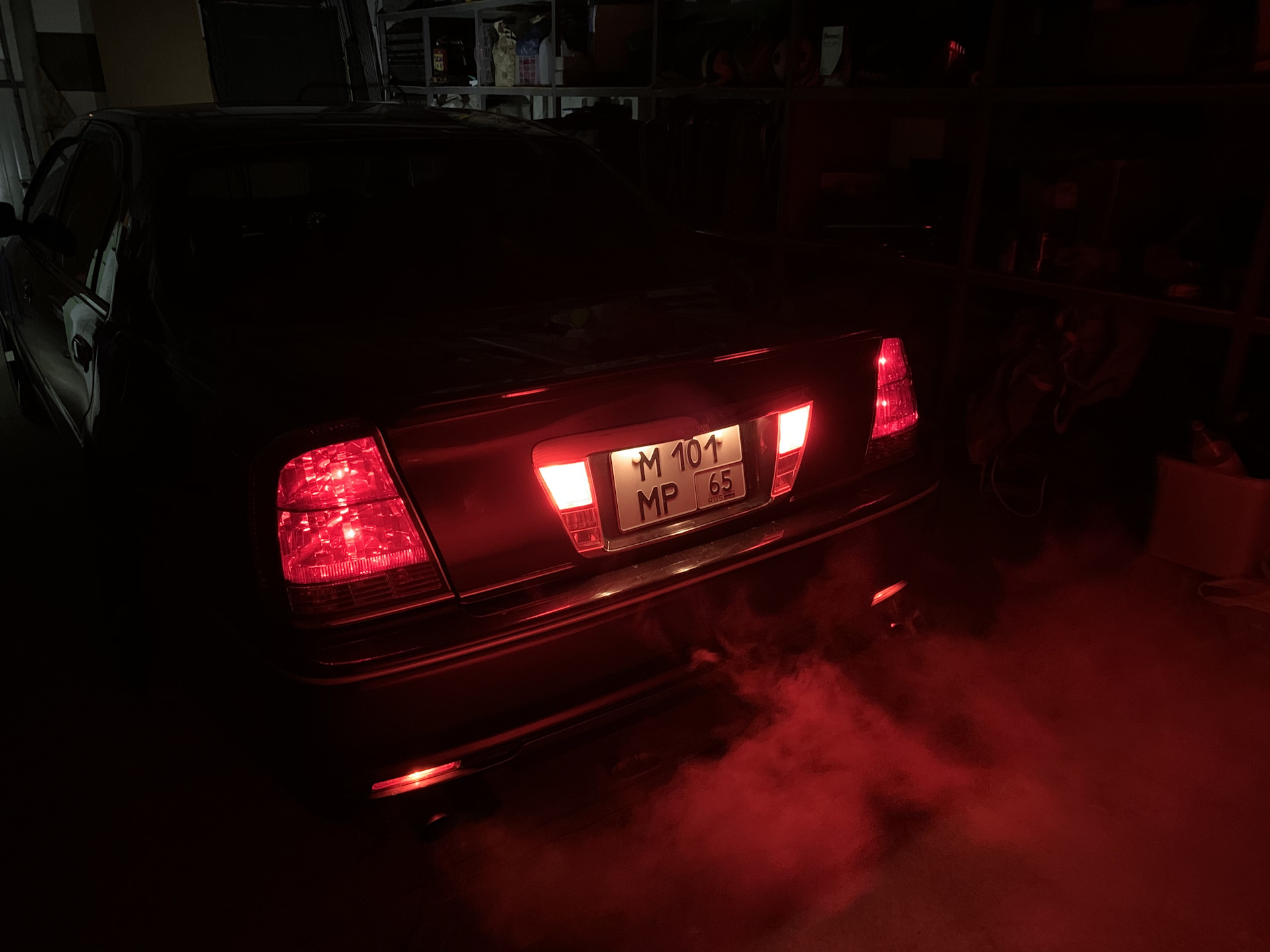 Замена штатной рамки на Majesta 186 Финиш 🏁 — Toyota Crown Majesta ...