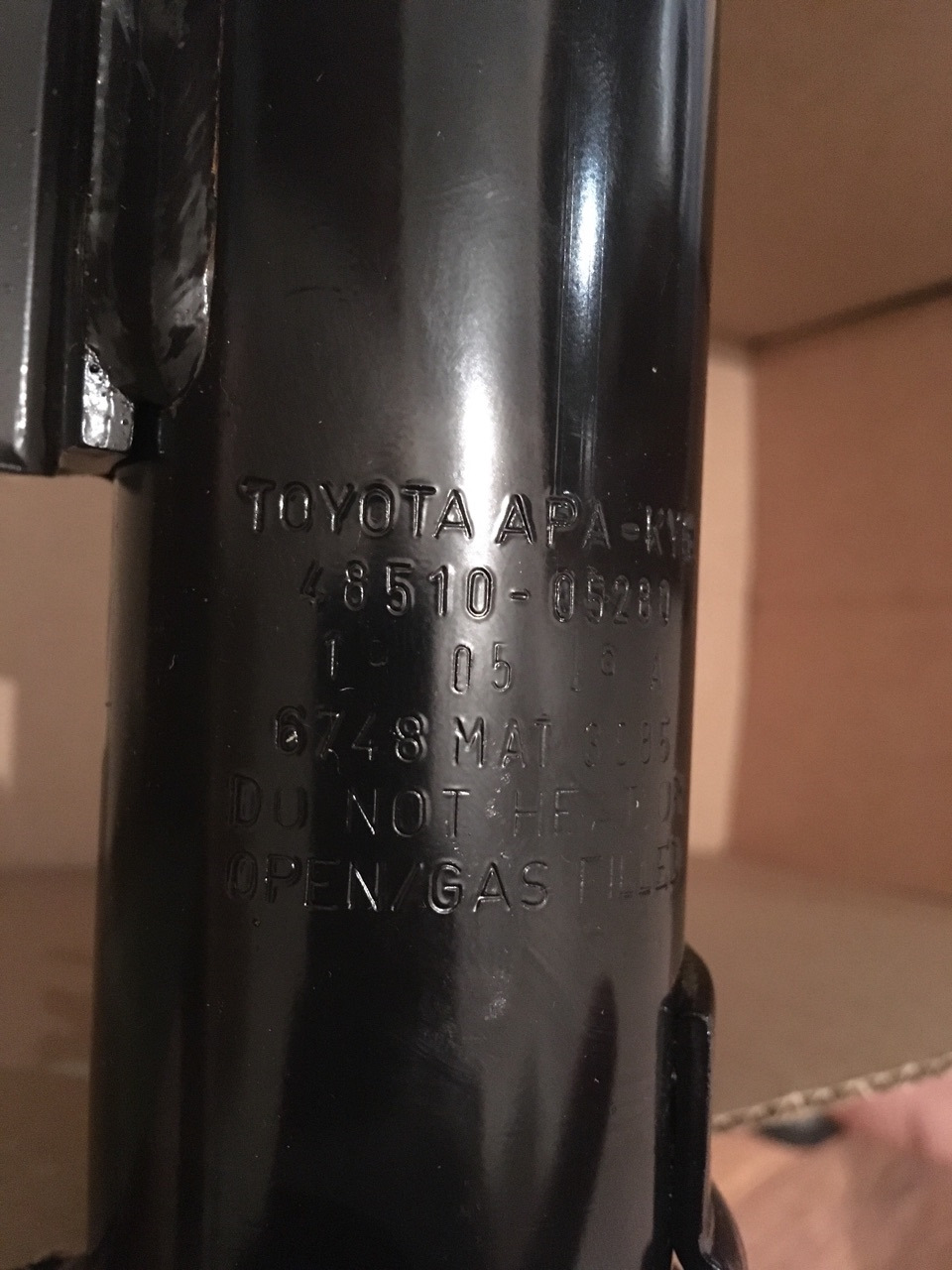 Амортизаторы передние оригинал TOYOTA 4851009B40, 4852009A70 — Toyota ...