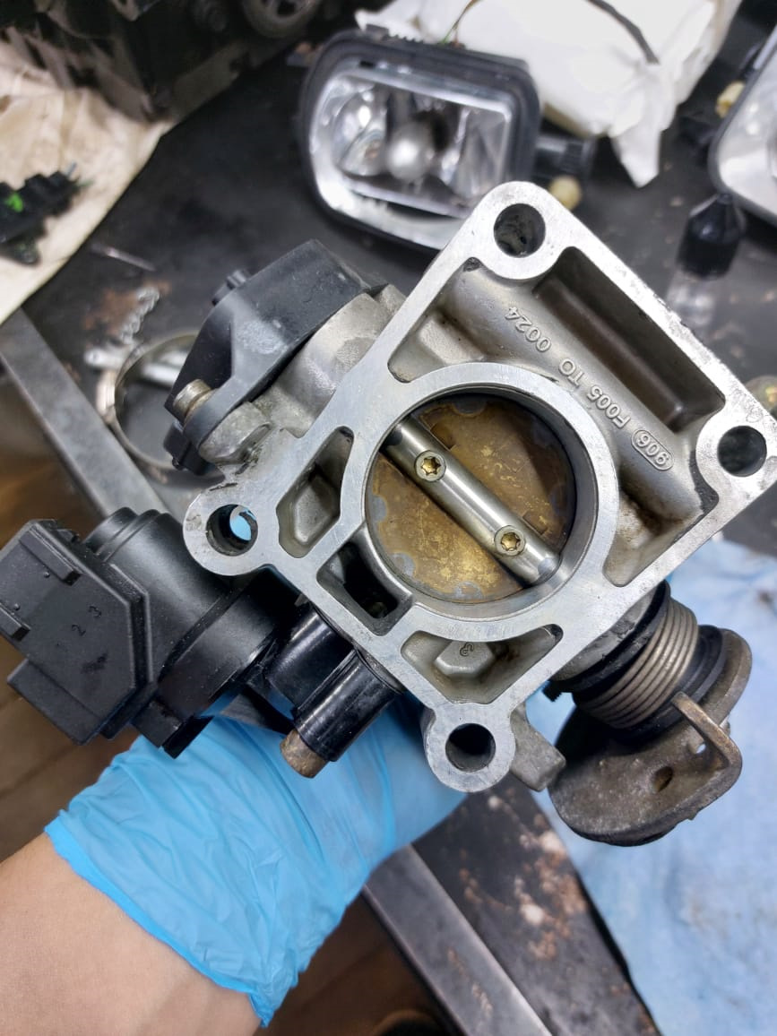 Проблема с холостым ходом и ее решение. — Nissan Micra (K11), 1 л, 2001 ...