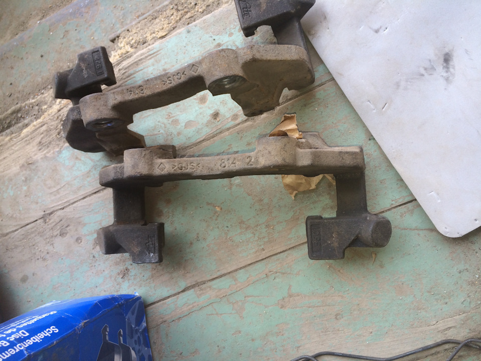 1468864 Кронштейн, корпус скобы тормоза Ford | Запчасти на DRIVE2