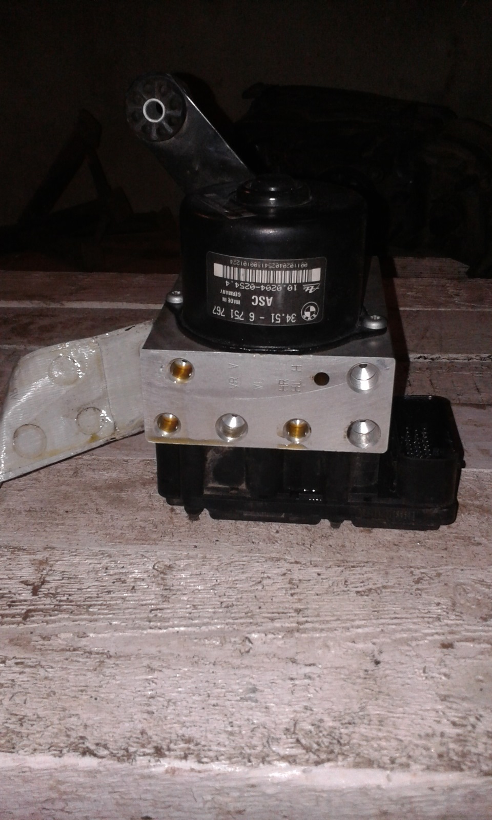 продам фары перед+зад, Натяжитель ремня, блок asc, корпус термостата ...