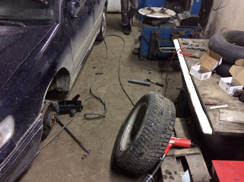 Переобулся — Subaru Legacy (BC/BJ/BF), 2 л., 1994 года | шины | DRIVE2