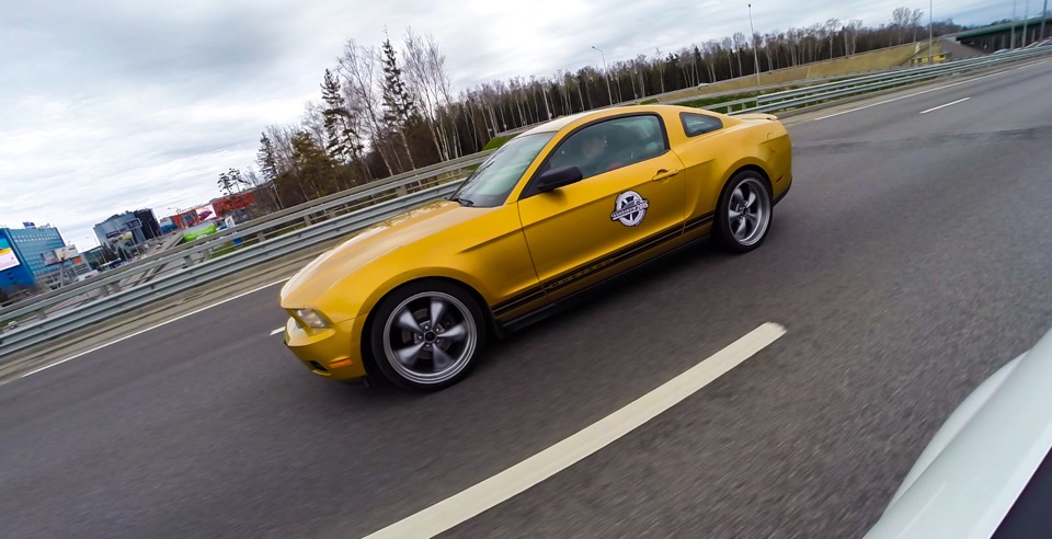 МустангКлуб откатал Roadshow 2015 в Питере — Ford Mustang (5G), 4,6 л ...