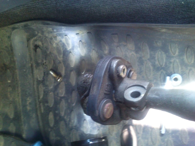 Замена сальника рулевого управления Daewoo Nexia 100 — Daewoo Nexia (2G ...