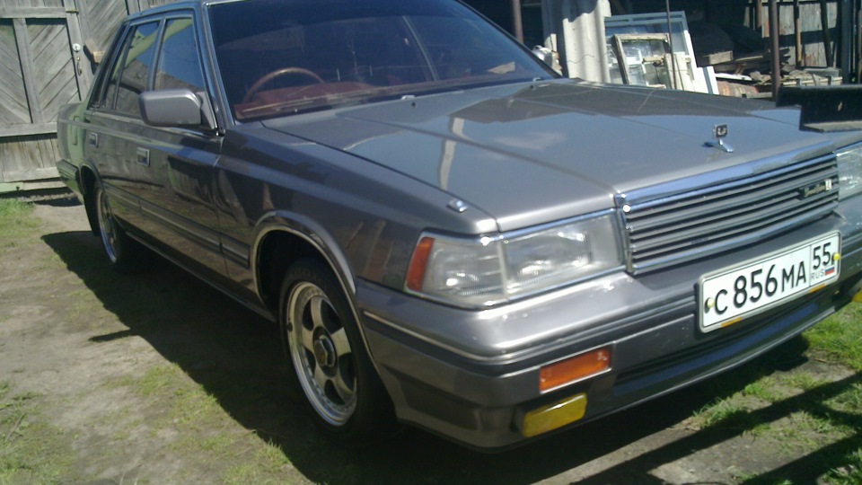 Фотосесия Линкольна — Nissan Laurel (C32), 1,8 л, 1988 года ...