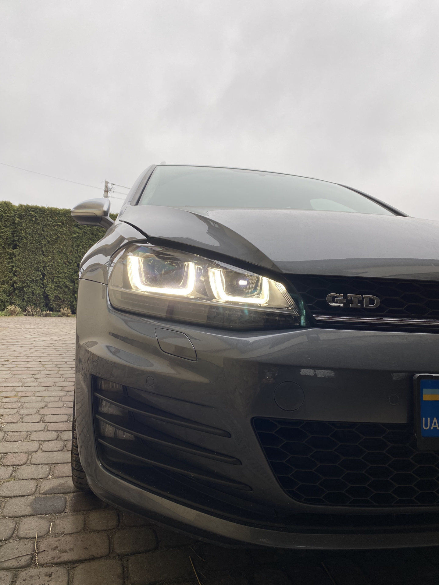 Фари Golf 7 R — Volkswagen Golf Mk7, 2 л, 2015 года | тюнинг | DRIVE2