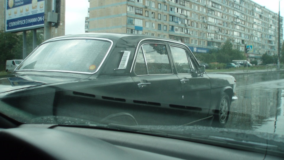 Потрібна ваша допомога (моїй машині потрібне ім'я не можу вигадати ніяк ...