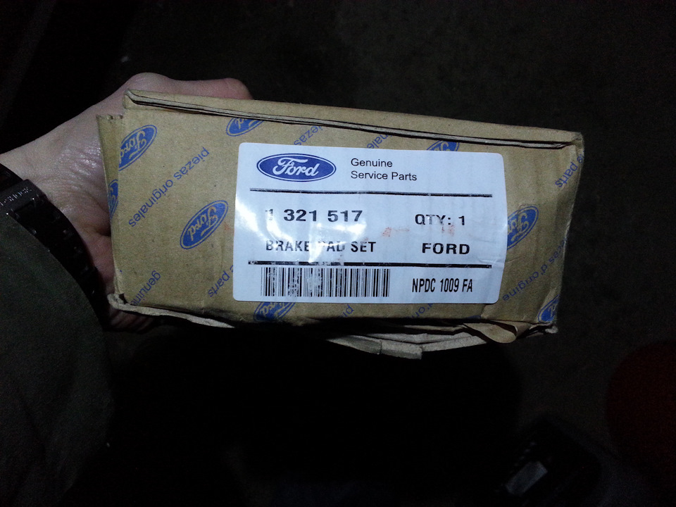 Ступица передняя правая передние тормозные колодки (87 000км) — Ford ...
