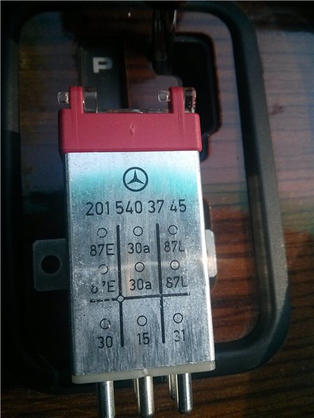 A2015403745 Эл. реле Mercedes | Запчасти на DRIVE2