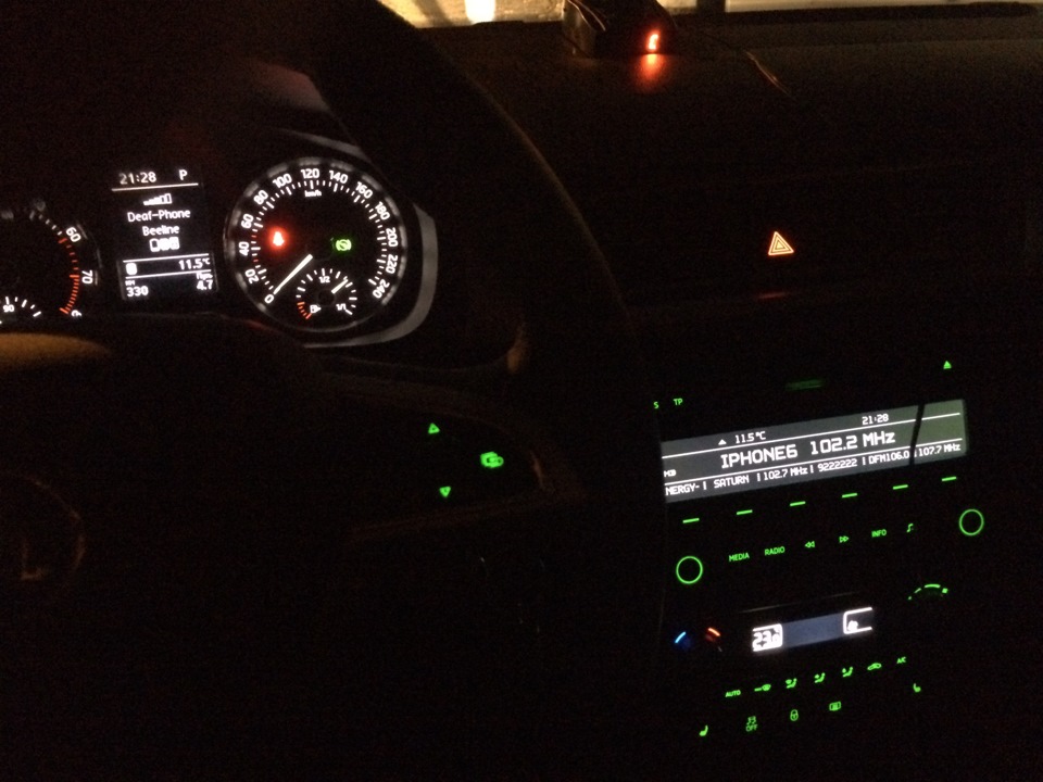 Электроника в машину — Skoda Rapid (1G), 1,4 л, 2014 года | аксессуары ...
