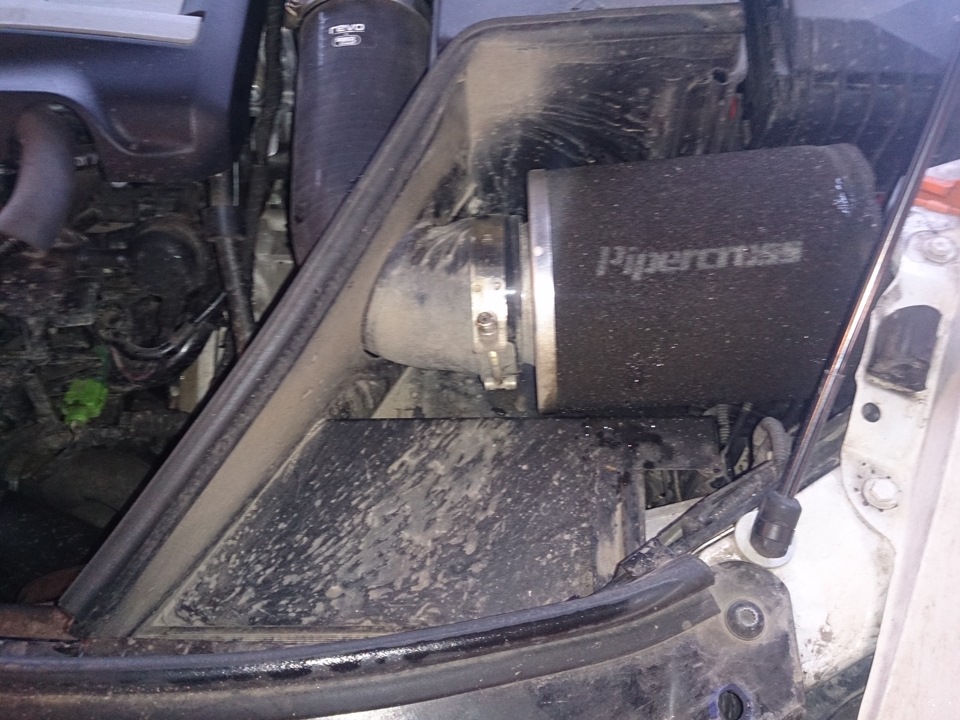 здравый смысл взял своё, REVO впуск зимует в гараже, под капот ставим ...