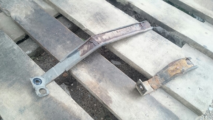 Лента крепления бензобака — KIA Ceed SW (1G), 1,6 л, 2010 года | своими ...