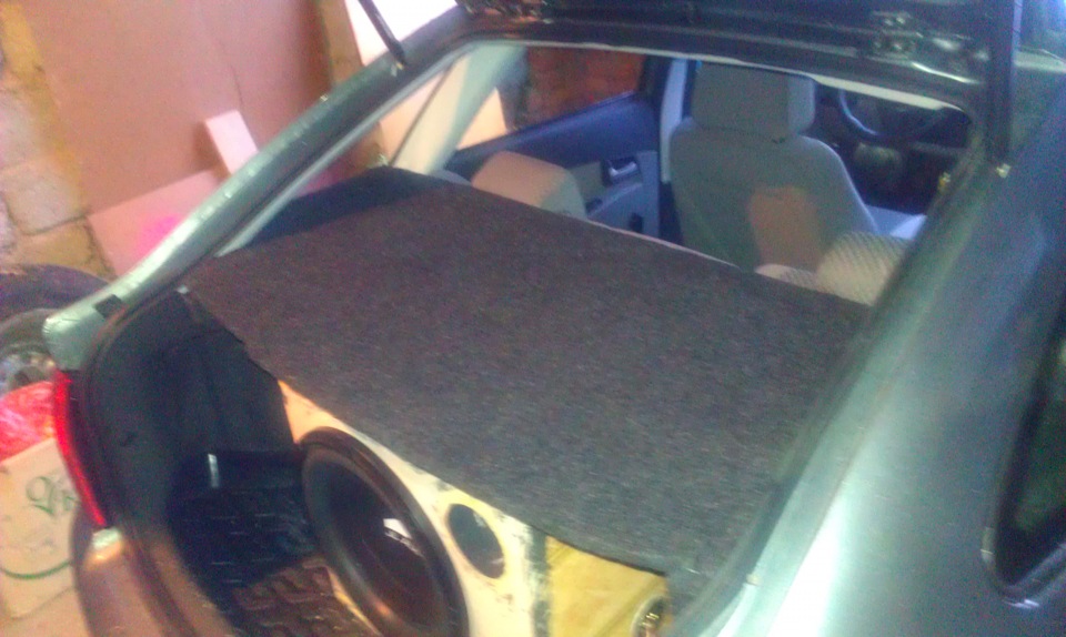 Замена задней полки на акустическую. — Lada Приора хэтчбек, 1,6 л, 2012 ...