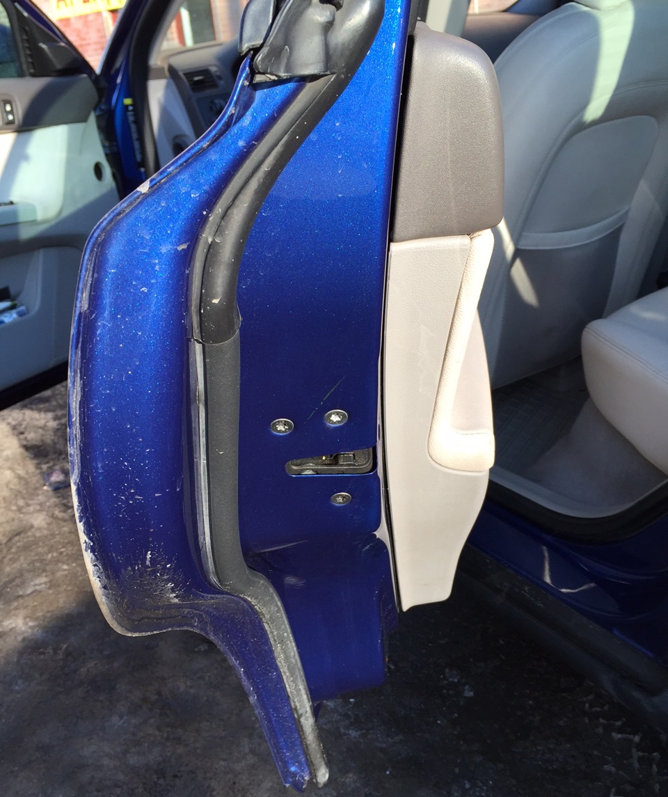 Глючит keyless — Volvo S40 (2G), 2,4 л, 2008 года | поломка | DRIVE2