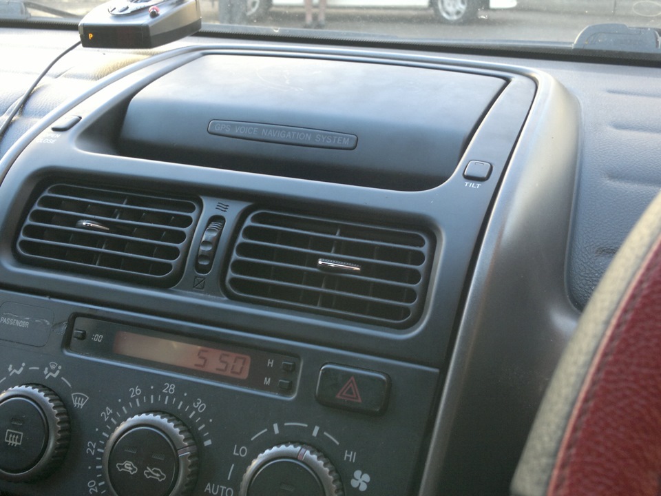 Установка монитора. — Toyota Altezza, 3 л, 1999 года | своими руками ...