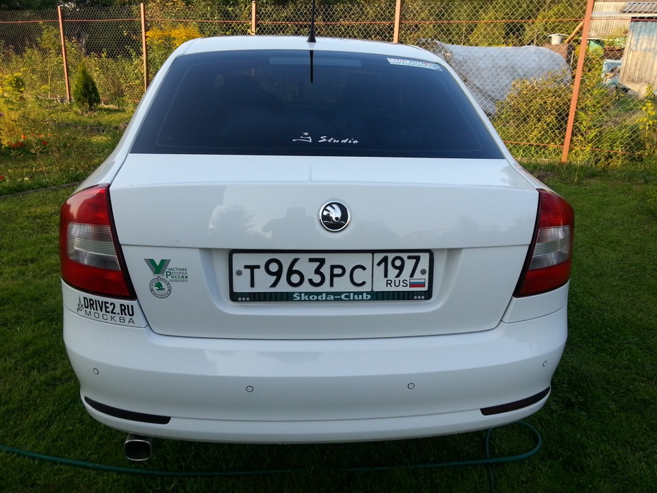 Новые эмблемы. — Skoda Octavia A5 Mk2, 1,6 л, 2011 года | тюнинг | DRIVE2
