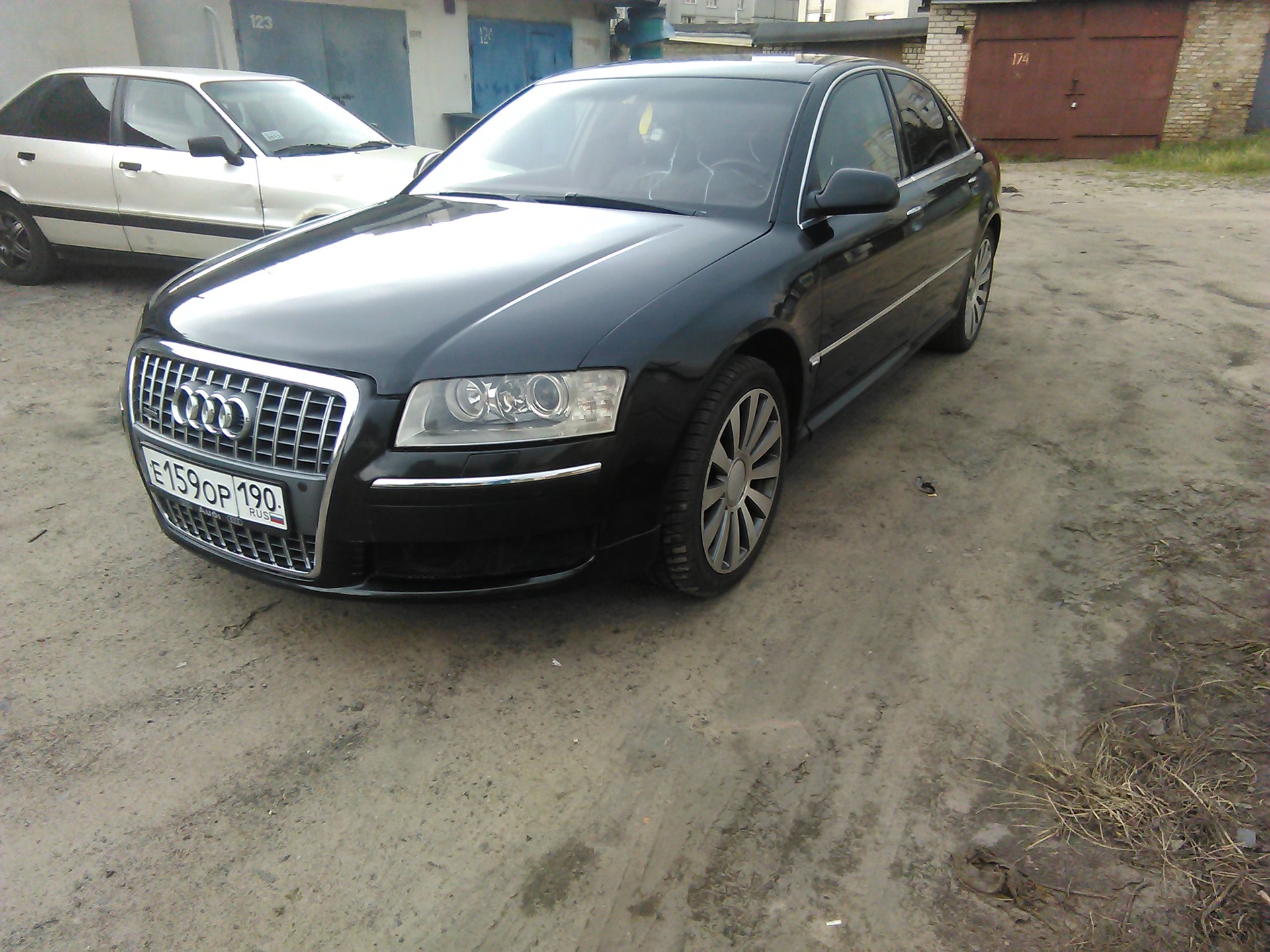 Замена лобового стекла — Audi A8 (D3), 4,2 л, 2003 года | визит на сервис | DRIVE2