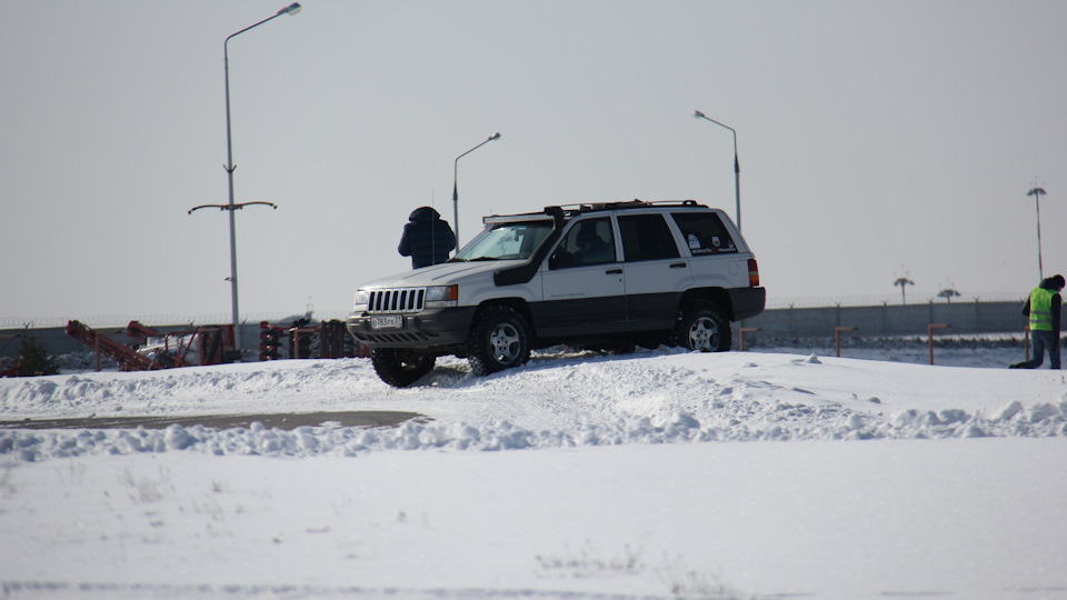 Акпп 42re часть 1я — Jeep Grand Cherokee (ZJ), 4 л, 1995 года ...