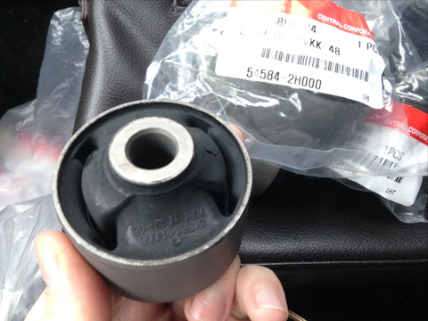 545842H000 Втулка подвески KIA HYUNDAI | Запчасти на DRIVE2