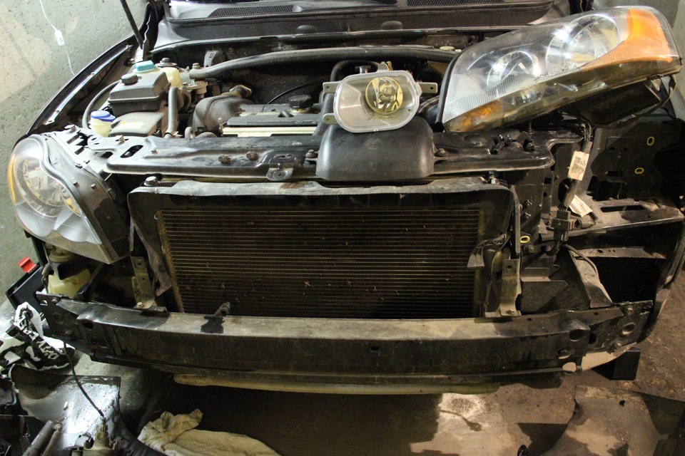 Замена ПТФ, заднего дворника, накладки вод. сиденья — Volvo XC90 (1G ...