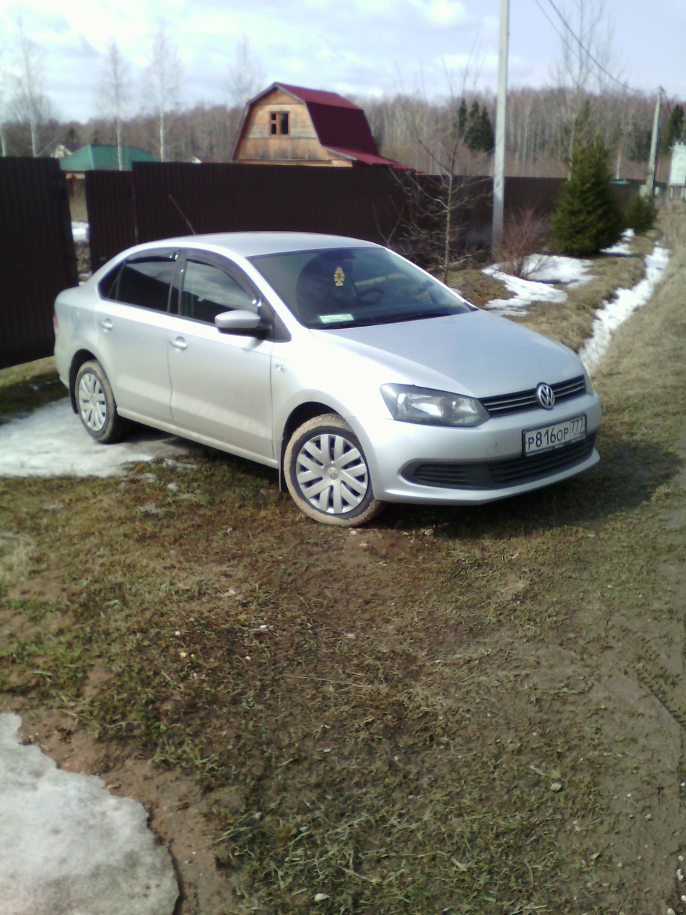 Запись от 4 апреля 23:09 — Volkswagen Polo Sedan, 2011 года | фотография | DRIVE2