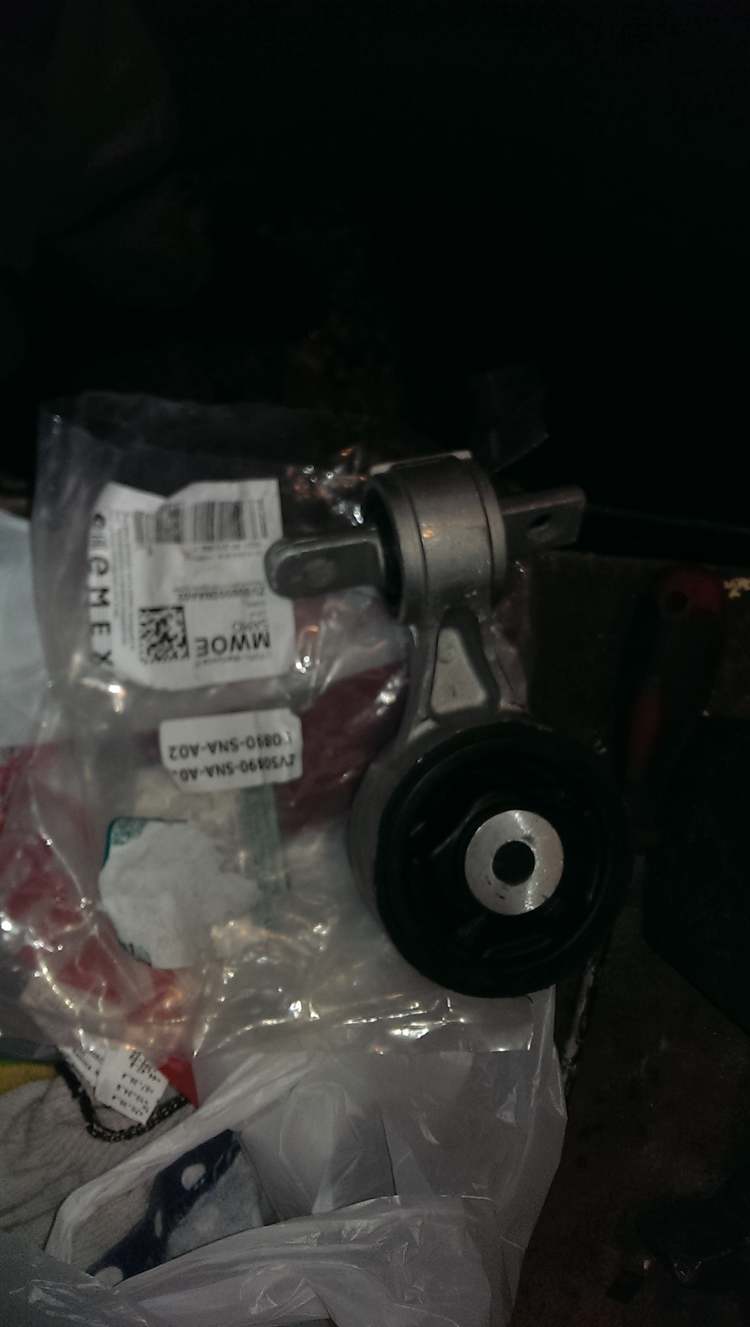 Замена нижней опоры двигателя! — Honda Civic 4D (8G), 1,8 л, 2007 года ...