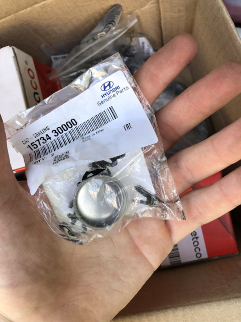 1573430000 Колпачек блока цилиндров KIA HYUNDAI | Запчасти на DRIVE2