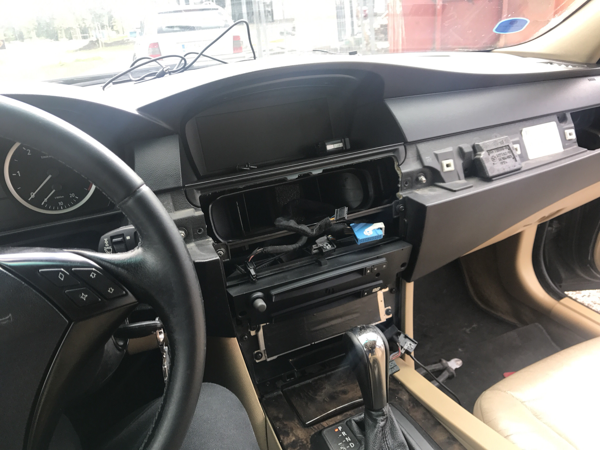 AUX in BMW E60 — BMW 5 series (E60), 3 л, 2004 года | автозвук | DRIVE2