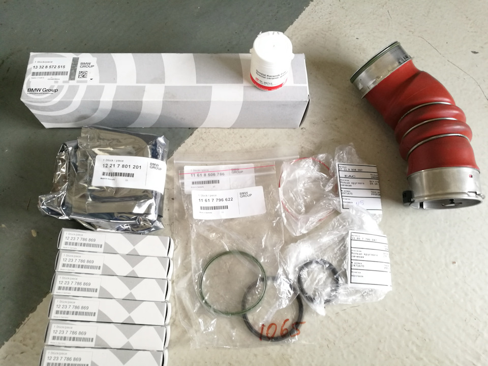 Трубопровод наддувочного воздуха, свечи, ЭБУ свечей, топливный фильтр ...