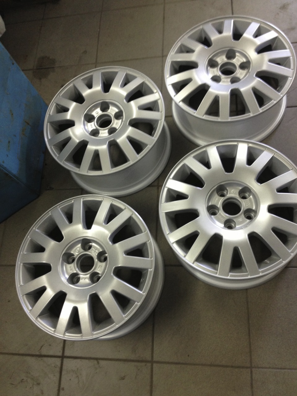 Осталось от бывшей машинки — Volkswagen Passat B6, 2 л, 2008 года ...