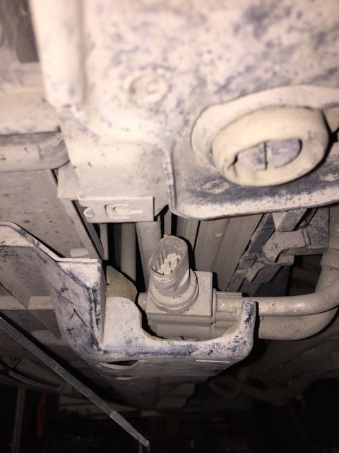 A2038211592 Датчик давления радиатора Mercedes | Запчасти на DRIVE2