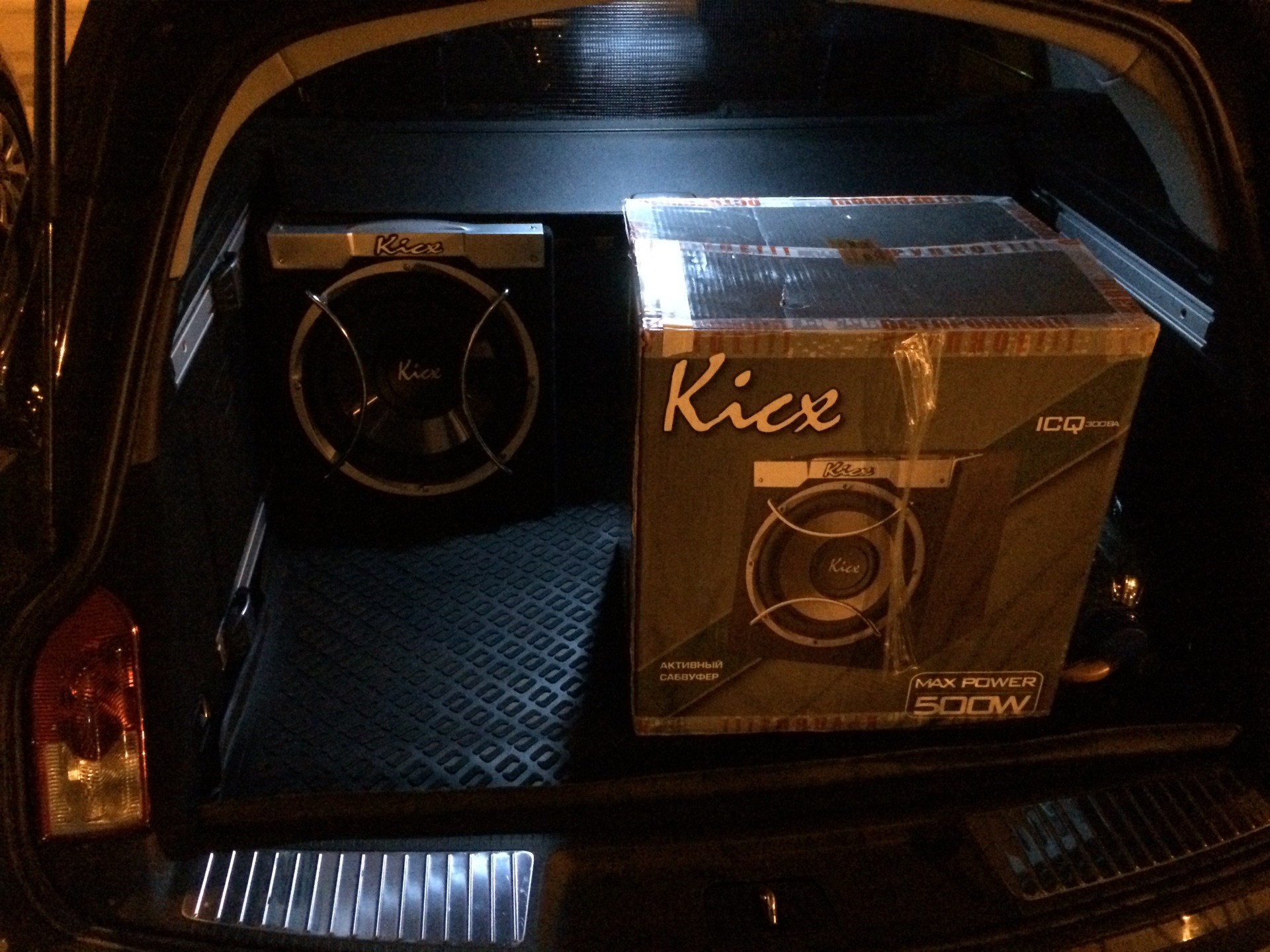 Установка активного сабвуфера KICX ICQ-300ba — Opel Insignia (1G), 2 л, 2013 года | автозвук ...