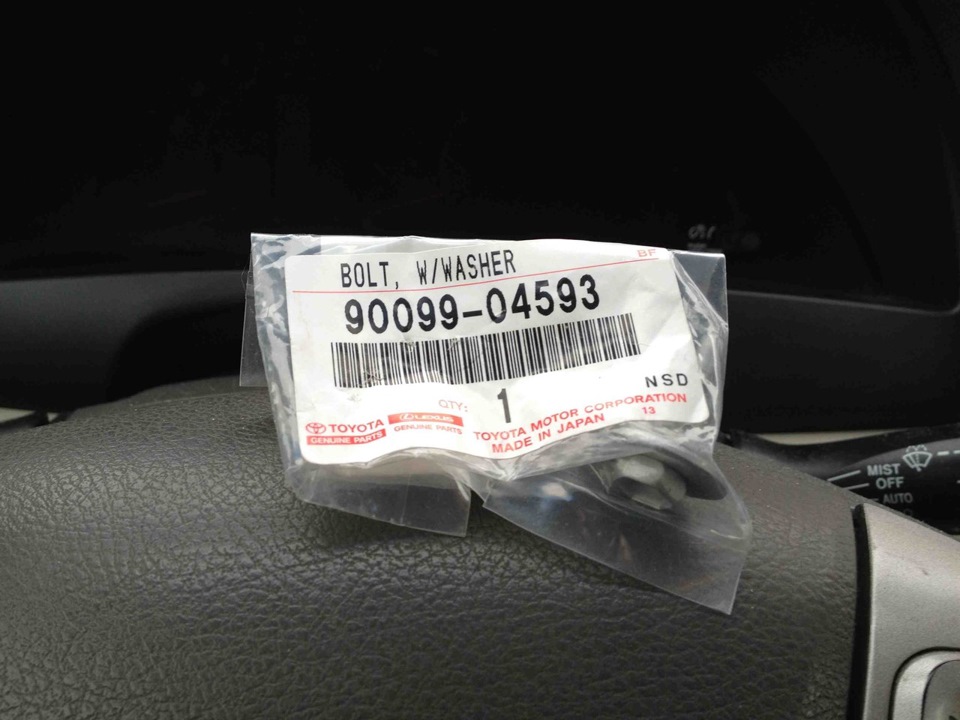 Менял воздушный фильтр — Toyota Camry (XV40), 2,4 л, 2007 года ...