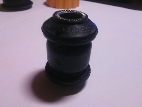 96535087 Сайлентблок рычага передней подвески, передний / Chevrolet ...