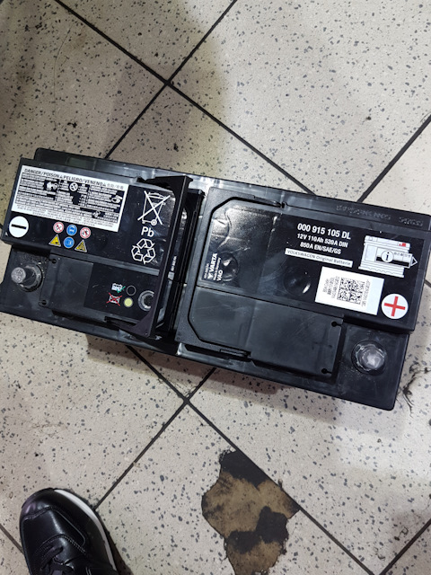 000915105DL Батарея аккумуляторная VAG | Запчасти на DRIVE2