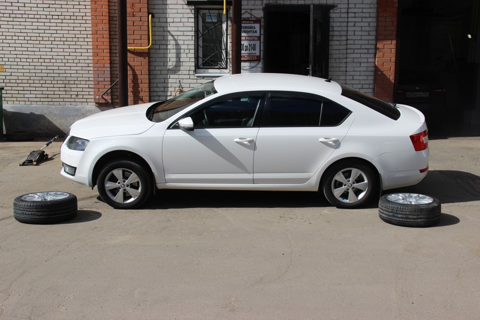 RAYS HOMURA — Skoda Octavia A7 Mk3, 1,8 л, 2013 года | колёсные диски | DRIVE2