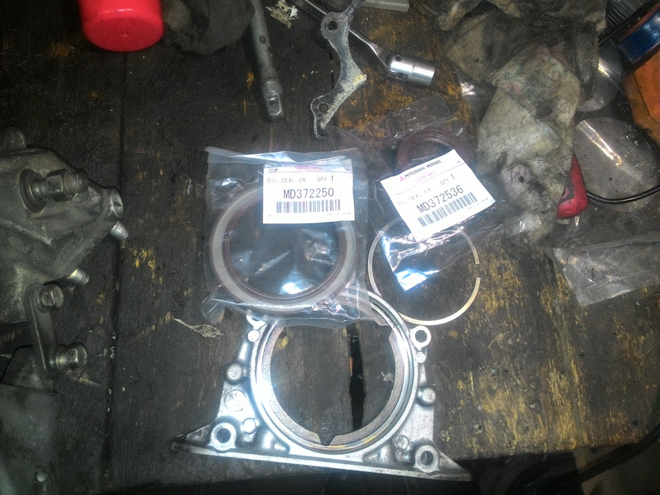 MD372250 Сальник коренной OEM Mitsubishi | Запчасти на DRIVE2