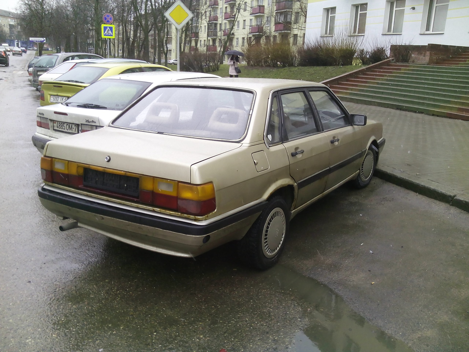 Новый донор, налетай кому что ннада) — Audi 80 (B2), 1,8 л, 1985 года ...